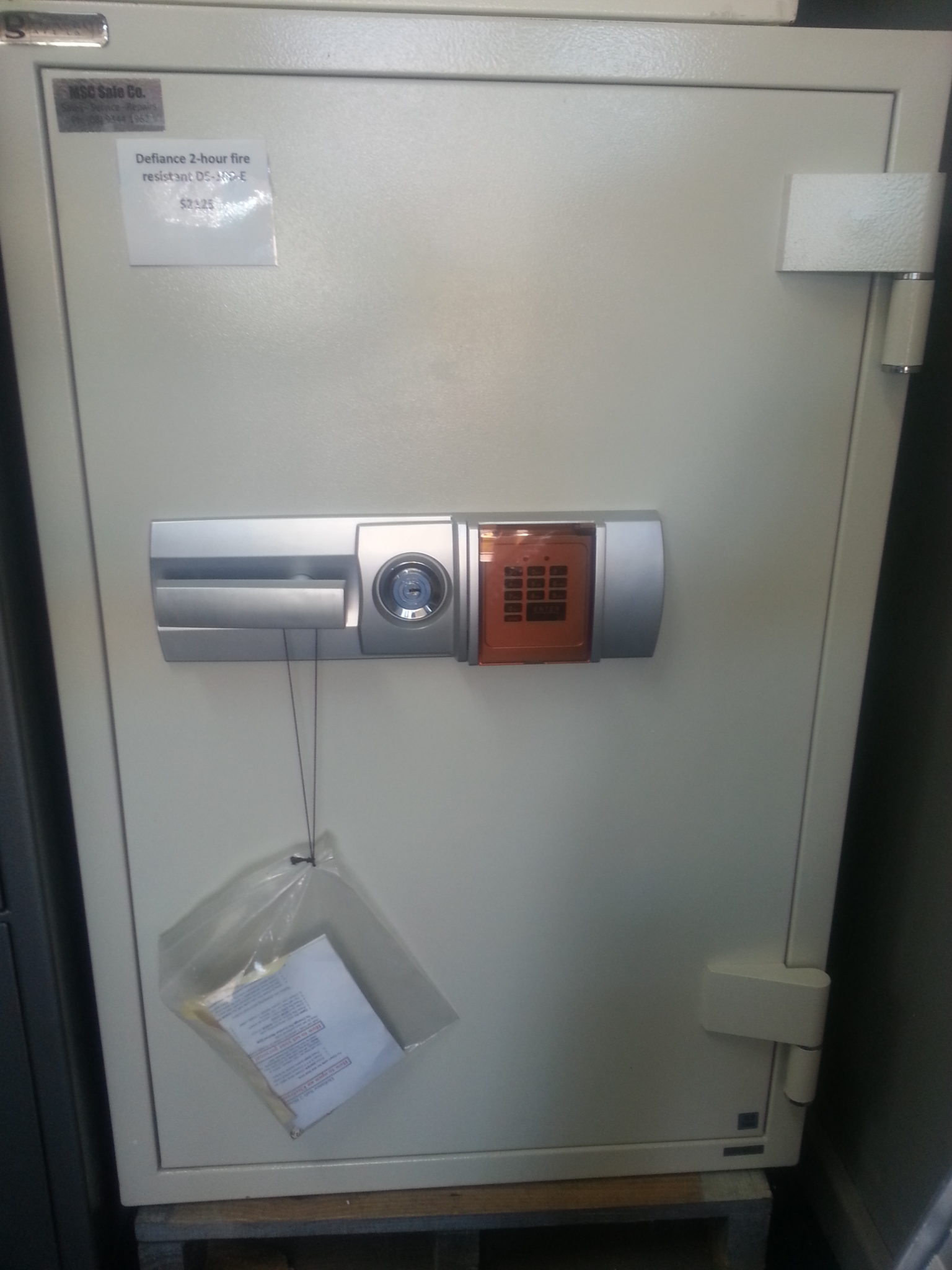 4ft Chubb Banker Safe - MSC Safe Co